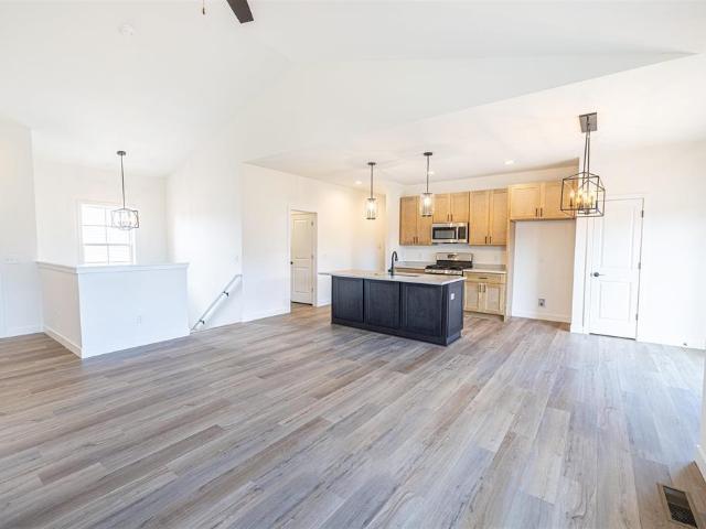 1954 Sequoia Drive