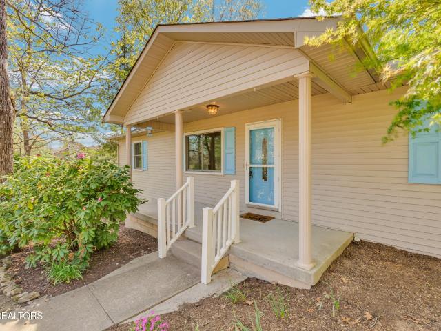 1954 Spruce Loop