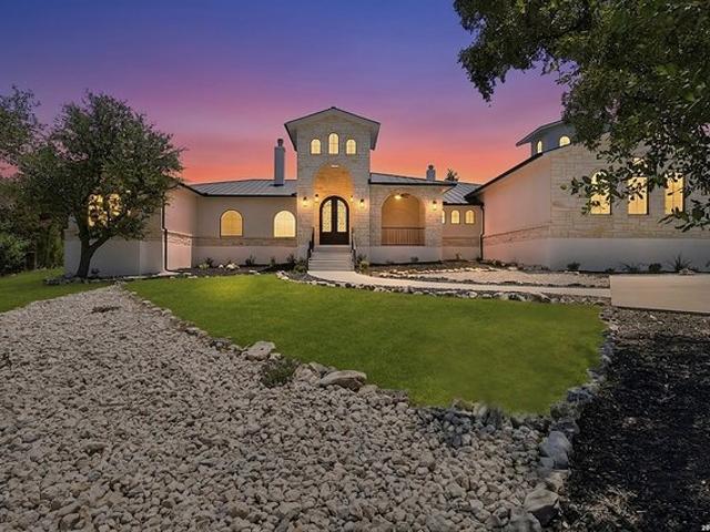 1954 Venezia, New Braunfels, TX 78132