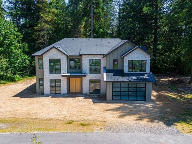 19550 th Pl NE, Woodinville, WA 98072