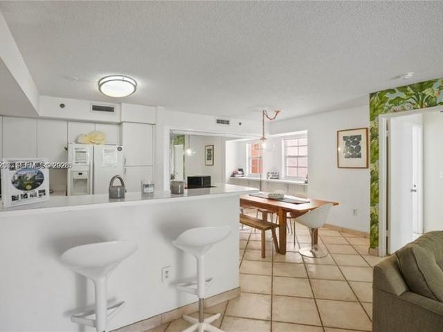 19555 E Country Club Dr Unit 8502, Aventura, FL 33180