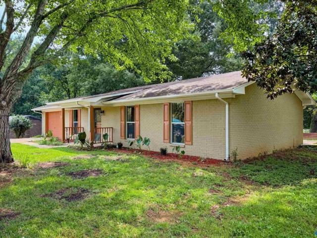 19556 Nuclear Plant Rd, Tanner, AL 35671