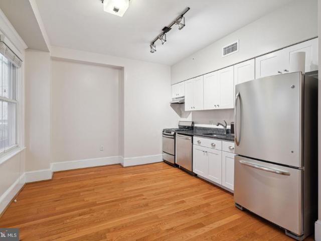 1955 Locust Street # 1R