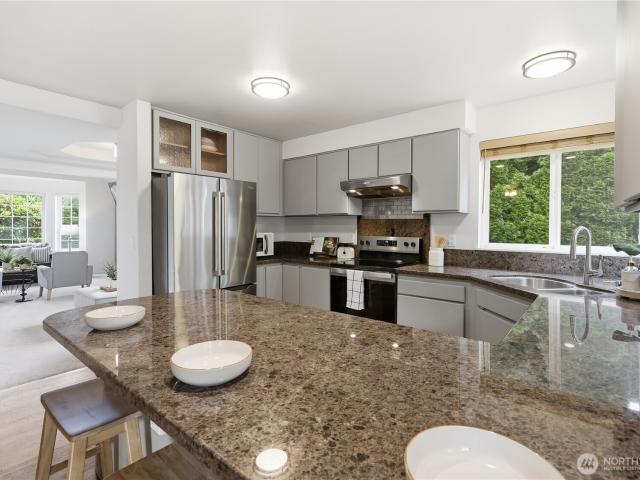 1955 rd Avenue NE