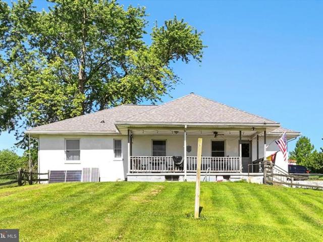 1955 S Forge Rd, Palmyra, PA 17078