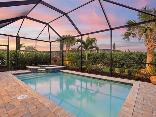 1955 Sierra Ct, Naples, FL 34120