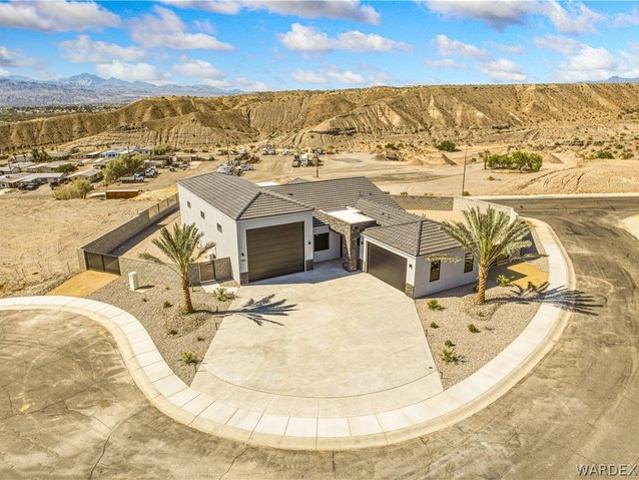 1955 Solana Dr, Bullhead City, AZ 86442