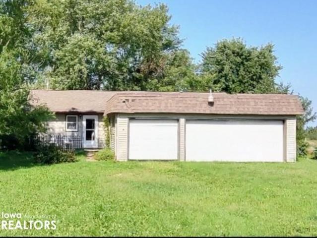 1955 Vine Ave, Marshalltown, IA 50158