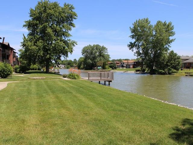 19561 Lake Shore Dr Unit 1S, Lynwood, IL 60411