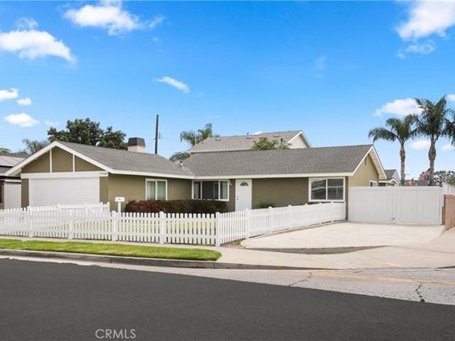 19562 Windward Ln, Huntington Beach, CA 92646