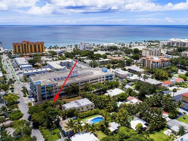 1956 NE 2nd St, Deerfield Beach, FL 33441