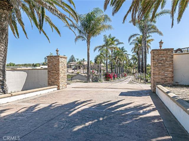 1956 Cambridge Way, Santa Maria, CA 93454 | Compass