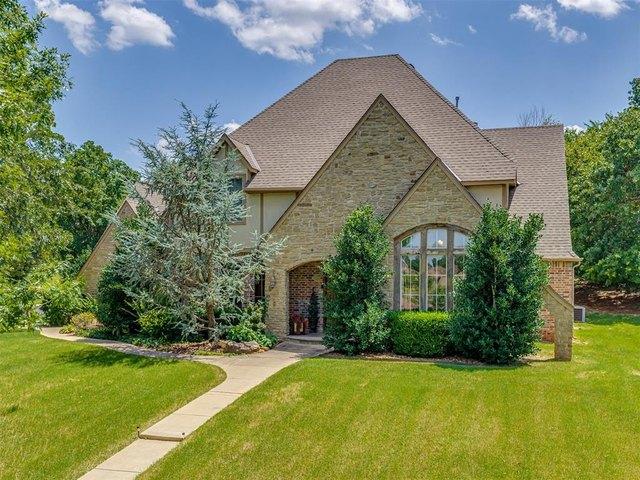 1956 Ella Ct, Edmond, OK 73034