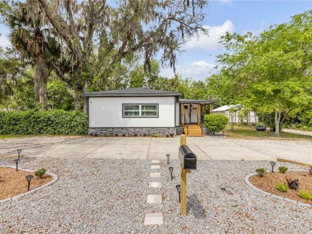 1956 Pioneer Trl, New Smyrna Beach, FL 32168