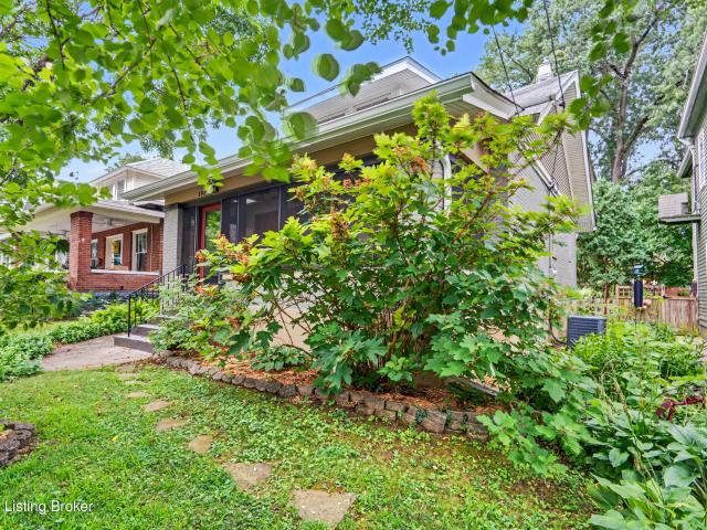 1956 Richmond Dr
