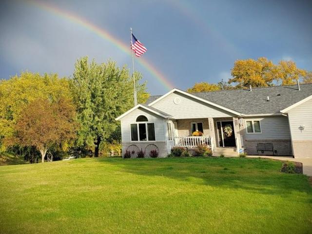 19573 Florence Cir, Richmond, MN 56368