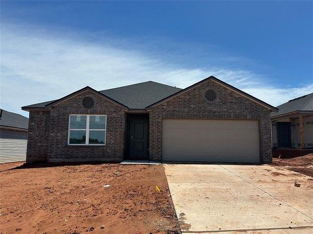1957 Chandler Meadows Dr, Chandler, OK 74834