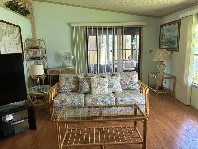 19583 Woodfield Cir Unit 99, North Fort Myers, FL 33917
