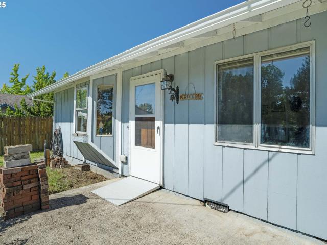 19587 nw adcock rd