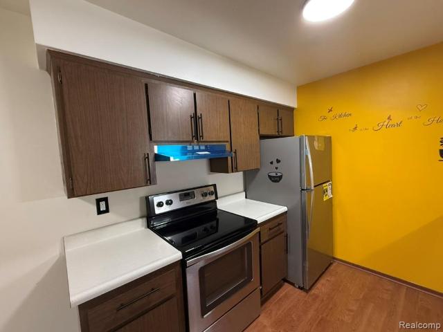 19585 Masonic Boulevard # 21