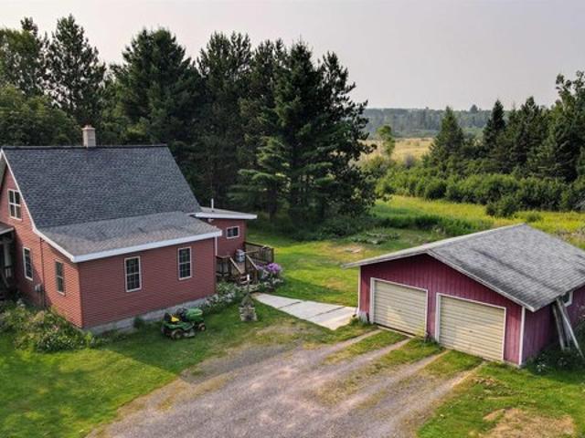 19586 Chassell Painesdale Rd, Chassell, MI 49916