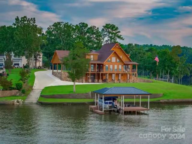 1958 BOXELDER TRL, RIDGEWAY, SC 29130 Single Family Residence.