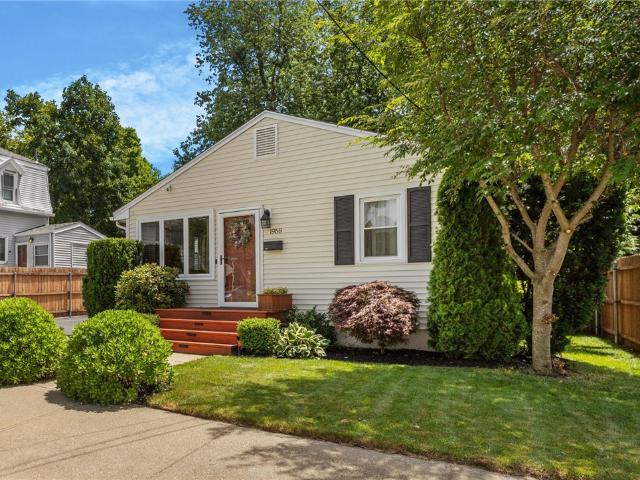 1958 Cranston Street