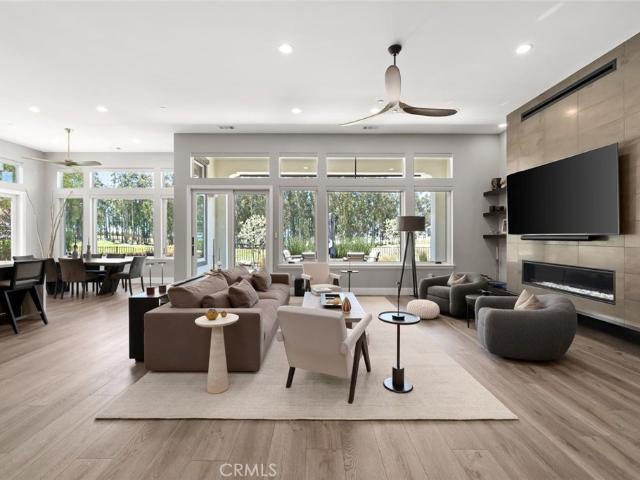 1958 Eucalyptus Road