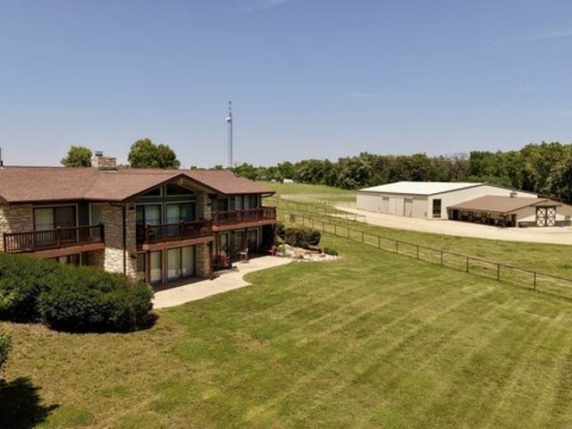 1958 Prairie Rd, Washington, KS 66968