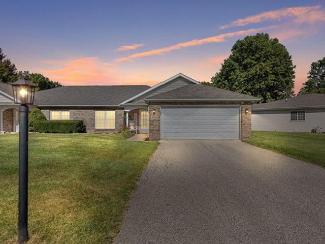 1958 Texas St, Chesterton, IN 46304