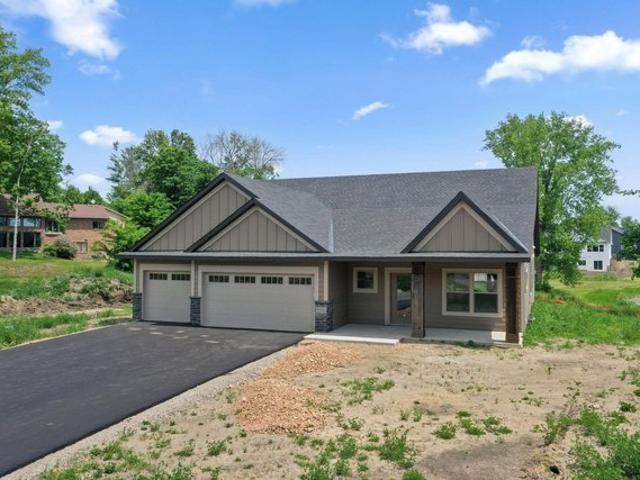 1958 Woods Pt, Waconia, MN 55387