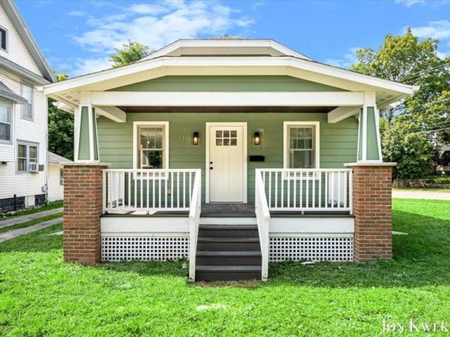 1959 Plainfield Ave NE, Grand Rapids, MI 49505