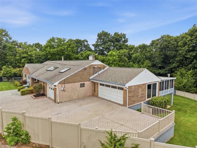 1959 Watch Hill Dr
