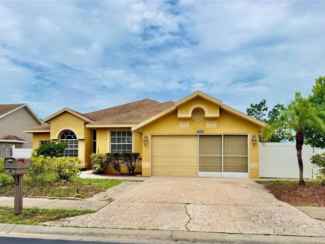 1959 Wood Trail St, Tarpon Springs, FL 34689