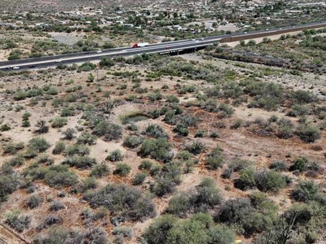 19500 E Indian Hills Dr, Black Canyon City, AZ 85324