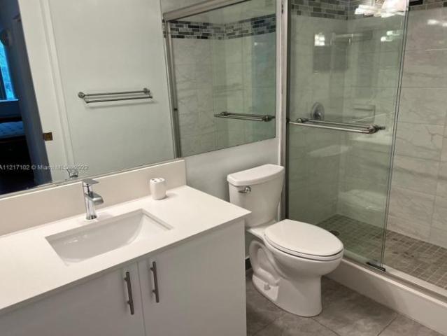 19501 E Country Club Dr 9207, Aventura, FL