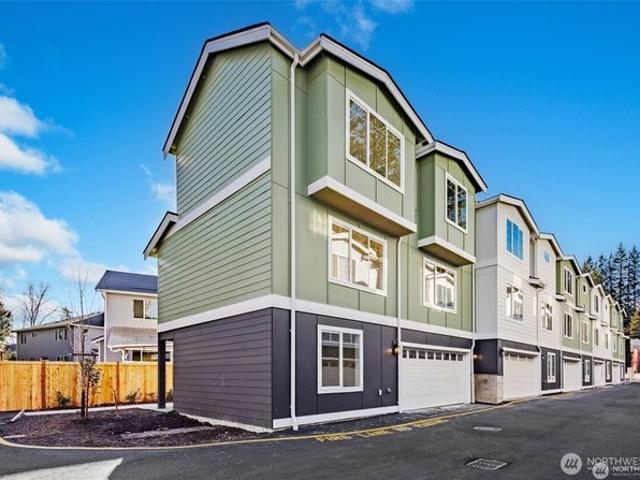 19505 Damson Rd Unit B1, Lynnwood, WA 98036