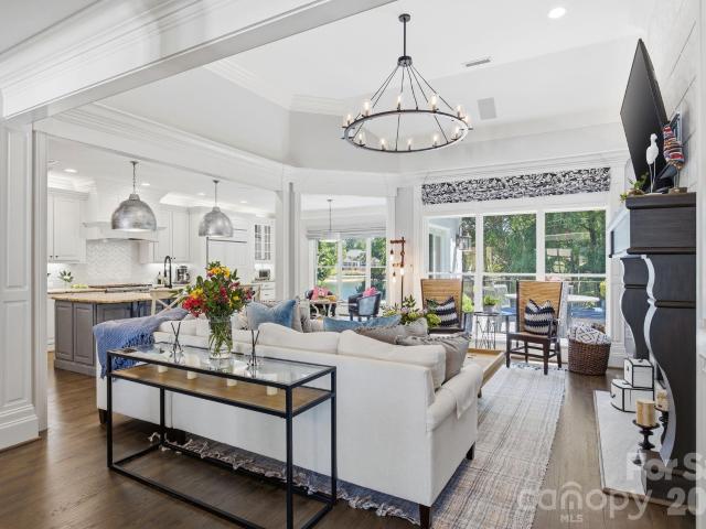 19506 Mary Ardrey Circle
