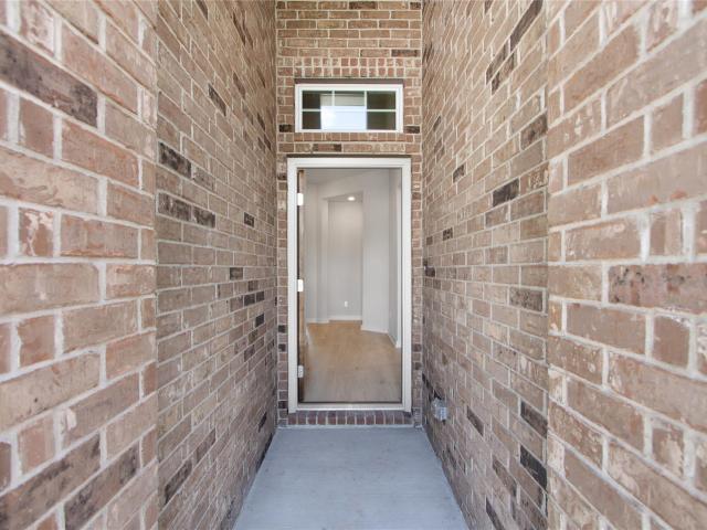 19509 Erna Dr
