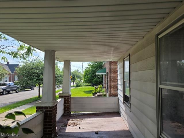 19509 Kewanee Avenue