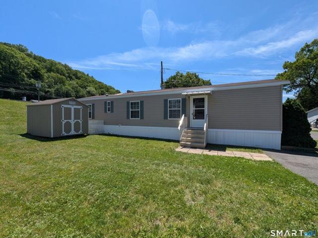 1950 N Broad St Apt 3, Meriden, CT 06450