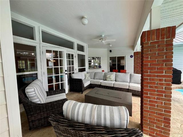 1950 Bern Creek Loop, Sarasota, FL 34240 | MLS #A4669