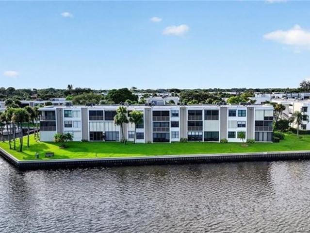 1950 SW Palm City Rd Unit 14 302, Stuart, FL 34994