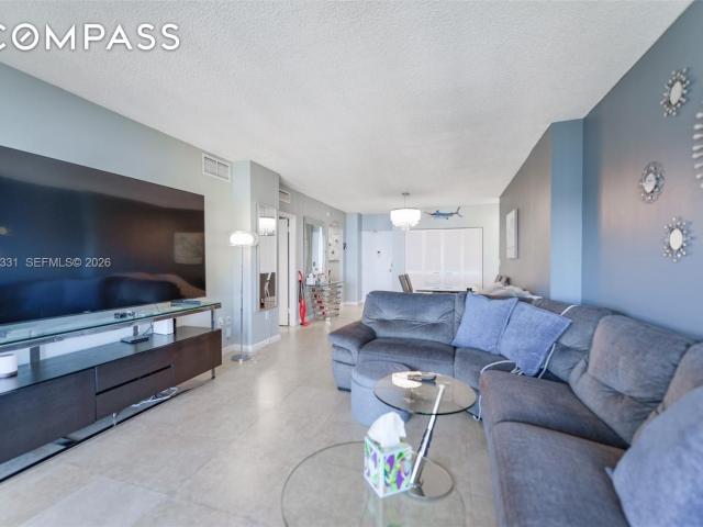 1950 S Ocean Dr 20D, Hallandale Beach, FL