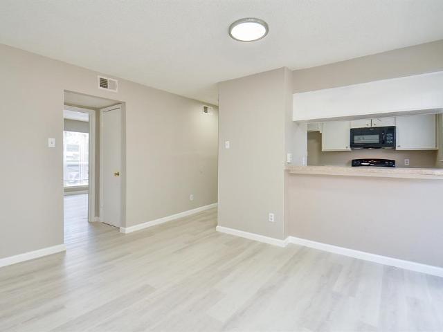 1950 Spenwick Drive 302