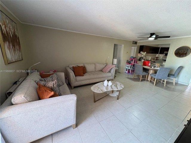 1950 W 56th St Unit 2309D, Hialeah, FL 33012