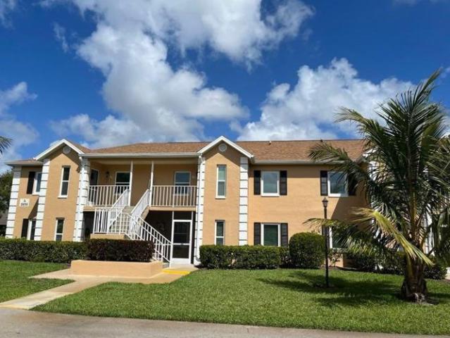 1950 W Crown Pointe #B 108, Naples, FL 34112