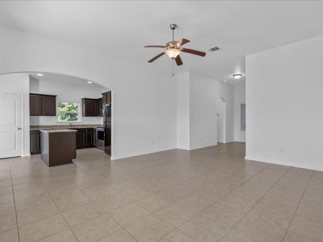 19513 Smith Gin St