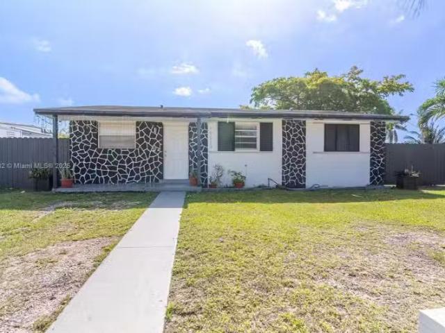 19513 SW 116th Ave, Miami, FL 33157 MLS A11779582