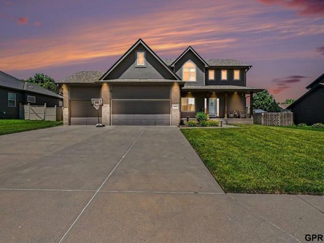 19514 Z St, Omaha, NE 68135